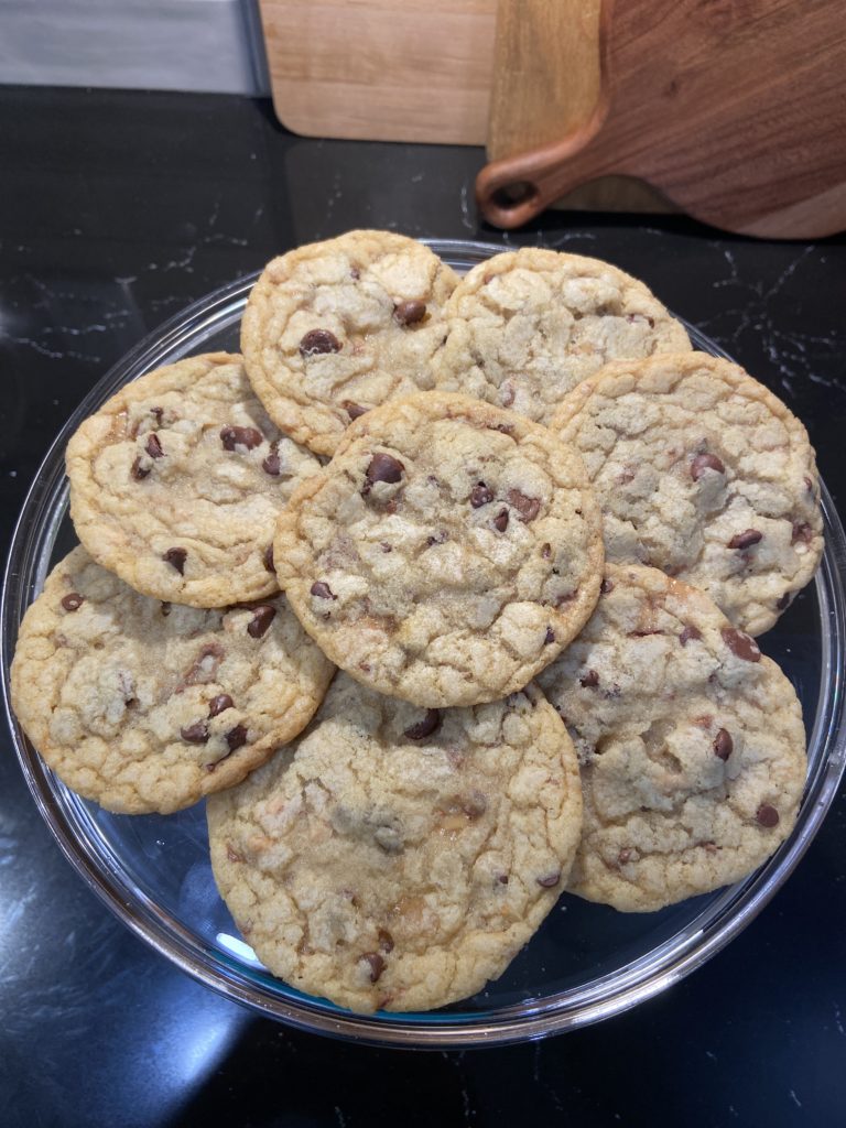 Thin & Chewy Toffee Chocolate Chip Cookies - Laura's Corner Kitchen